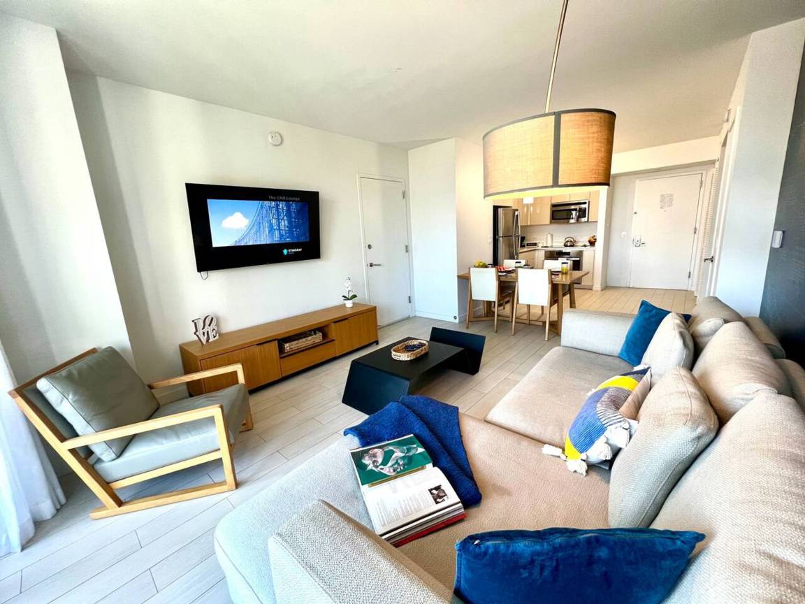 1095 M² Apartment ∙ 2 Bedrooms ∙ 6 Guests - Hallandale Beach, FL