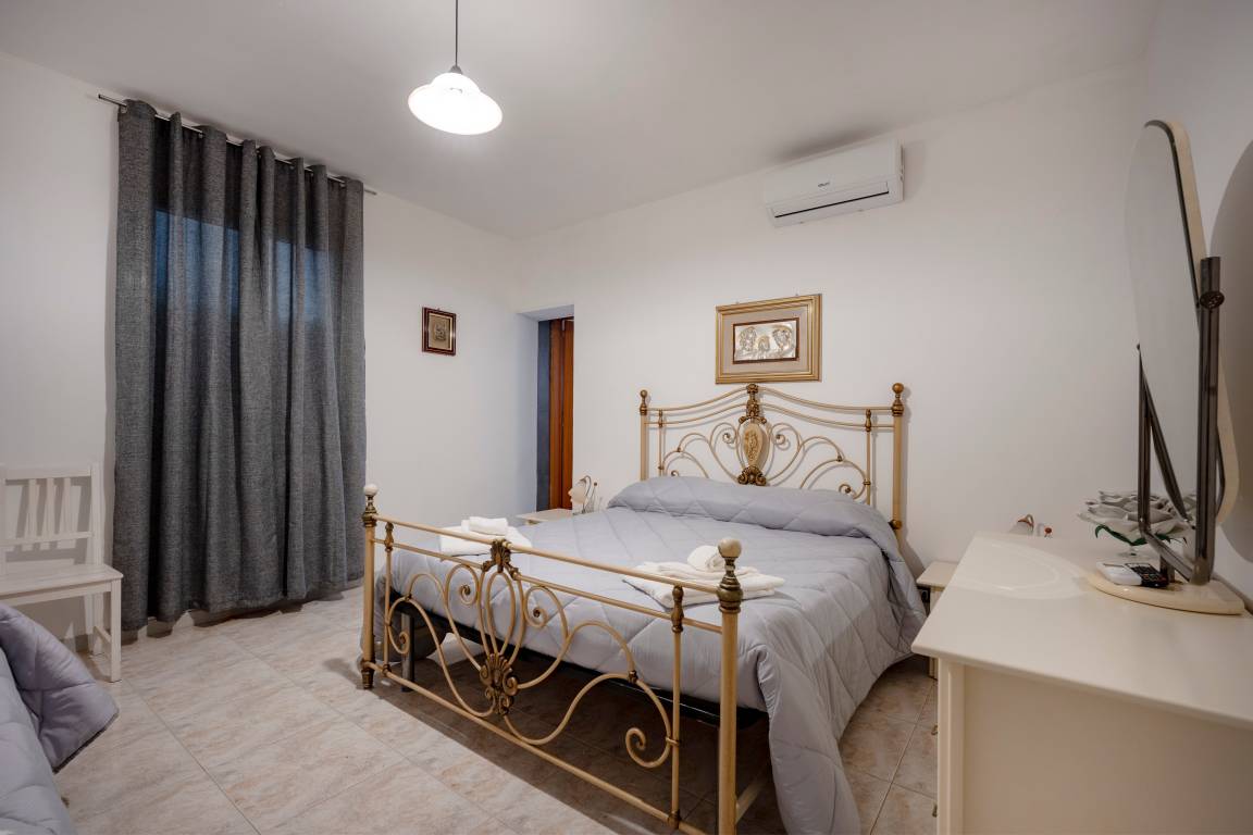 100 M² Villa Vacanza ∙ 4 Camere Da Letto ∙ 14 Ospiti - Castellana Grotte