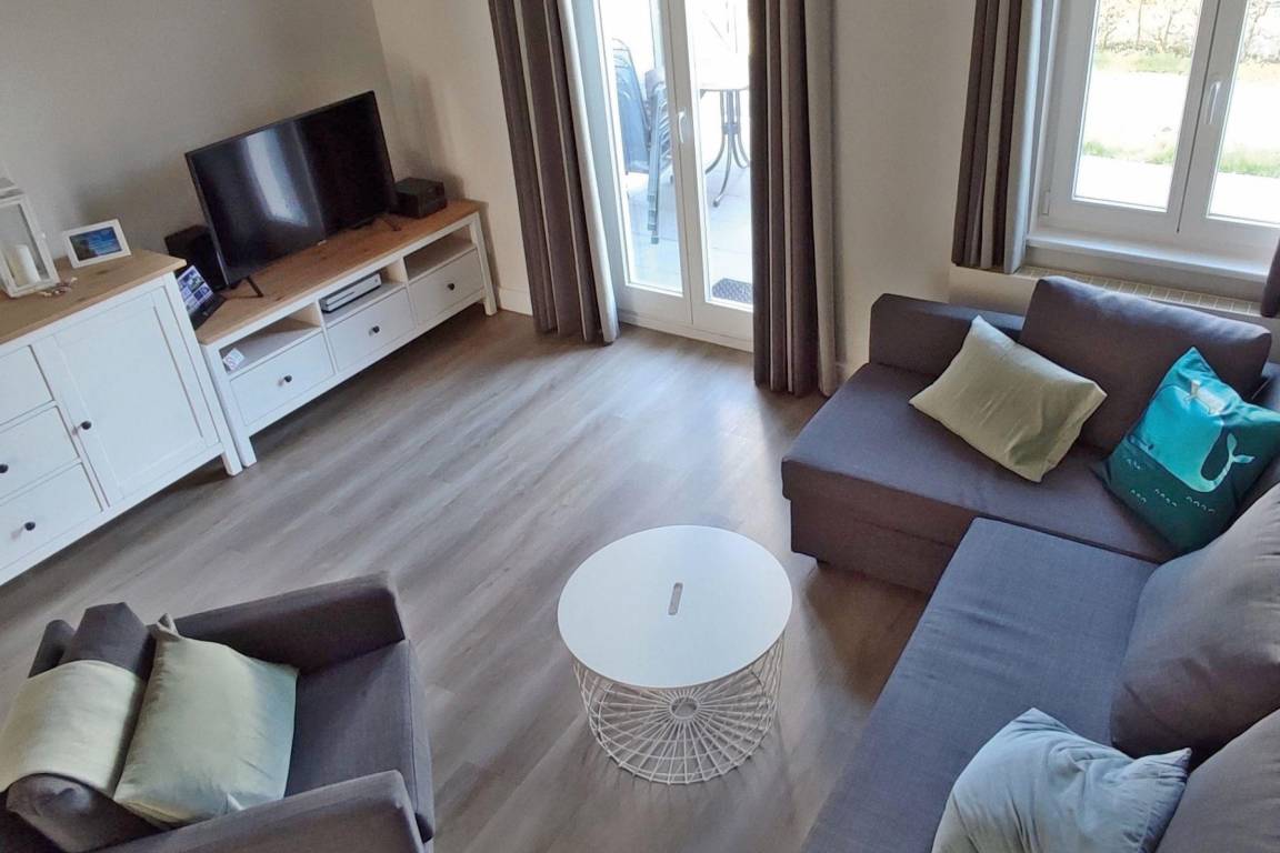 72 M² Ferienhaus ∙ 2 Schlafzimmer ∙ 6 Gäste - Elmenhorst-Lichtenhagen