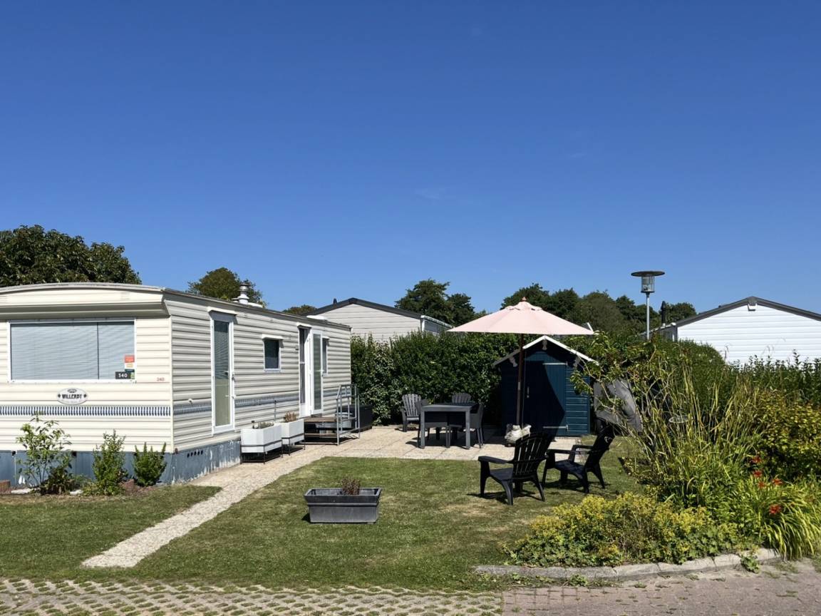 35 M² House ∙ 1 Bedroom ∙ 4 Guests - Vrouwenpolder