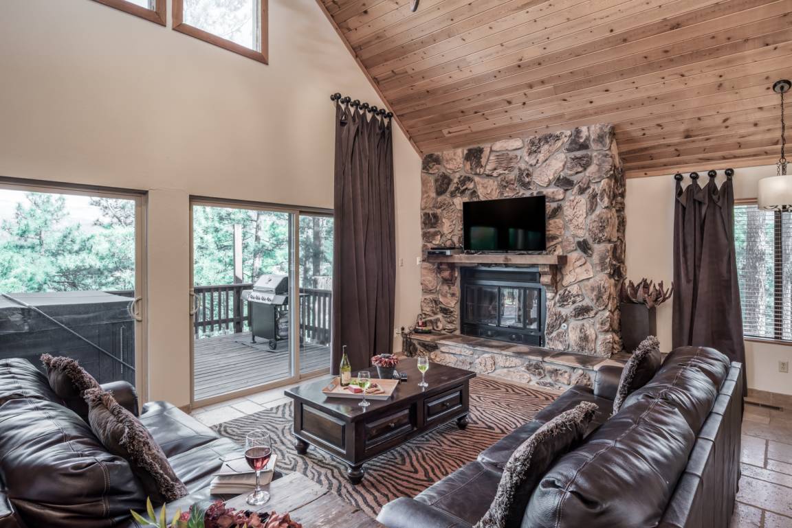 205 M² Cabin ∙ 3 Bedrooms ∙ 8 Guests - Ruidoso, NM