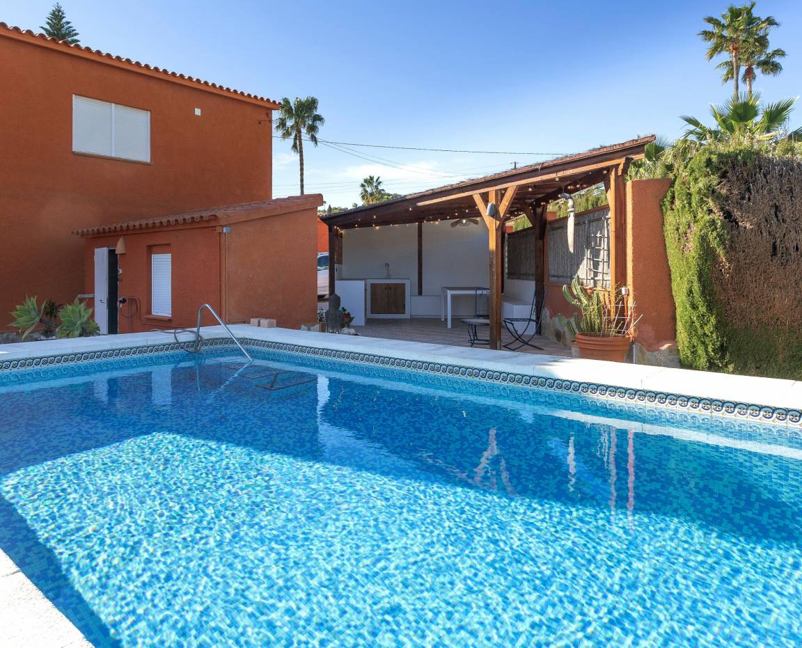 264 M² Huis ∙ 5 Slaapkamers ∙ 10 Gasten - Calp