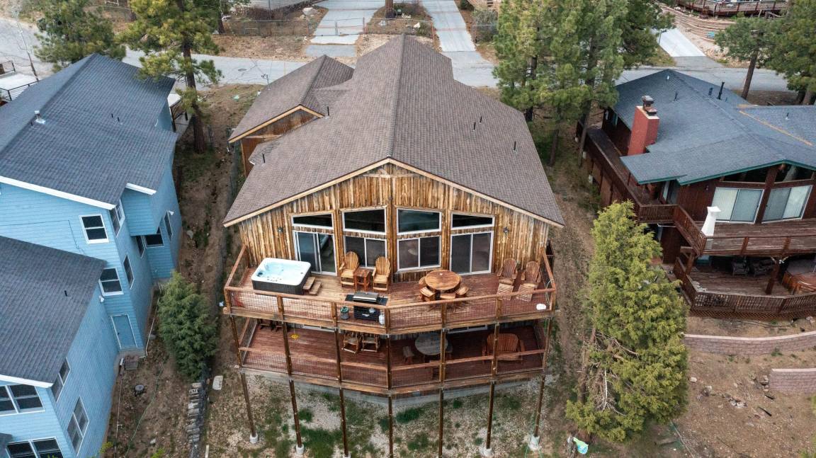 268 M² Ferienhaus ∙ 4 Schlafzimmer ∙ 10 Gäste - Big Bear Lake, CA