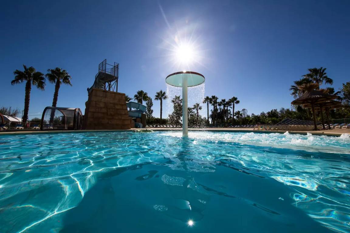 18 M² Mobil-home ∙ 1 Chambre ∙ 2 Personnes - Vias