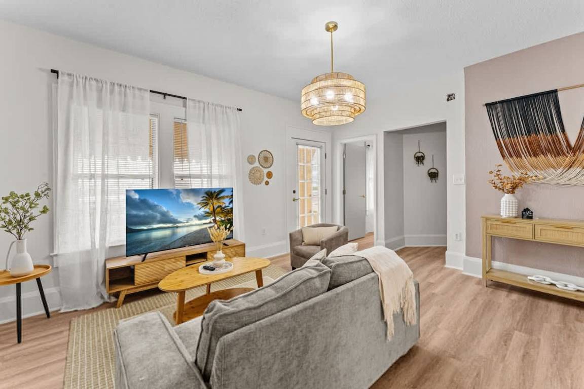 House ∙ 2 Bedrooms ∙ 4 Guests - St. Cloud, FL