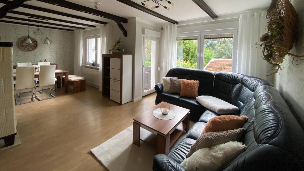 100 M² Ferienhaus ∙ 3 Schlafzimmer ∙ 8 Gäste - Querfurt