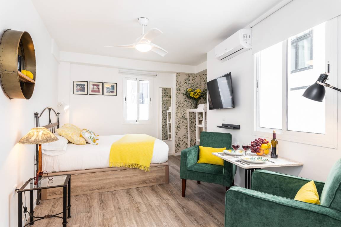30 M² Estudio ∙ 2 Huéspedes - Seville