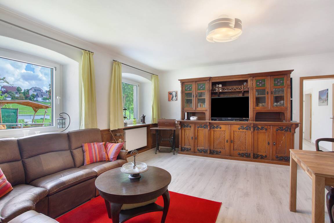 70 M² Ferienwohnung ∙ 1 Schlafzimmer ∙ 2 Gäste - Balve