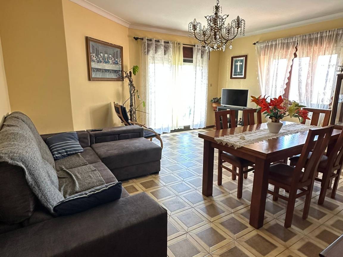 90 M² Ferienwohnung ∙ 3 Schlafzimmer ∙ 6 Gäste - Esposende