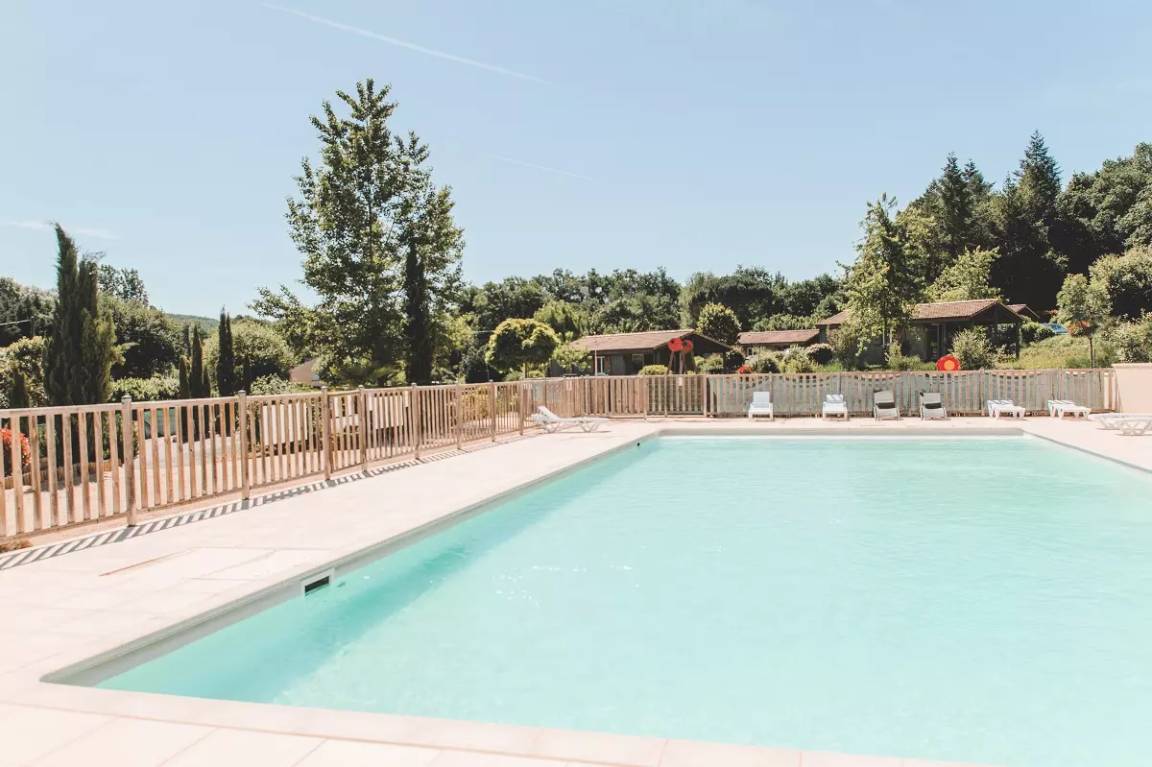 35 M² Bungalow ∙ 2 Habitaciones ∙ 4 Huéspedes - Lot