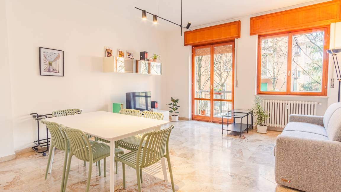 110 M² Apartment ∙ 3 Bedrooms ∙ 8 Guests - Lake Garda