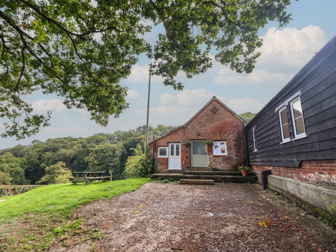 Cottage ∙ 2 Bedrooms ∙ 6 Guests - National Trust - Powis Castle and Garden