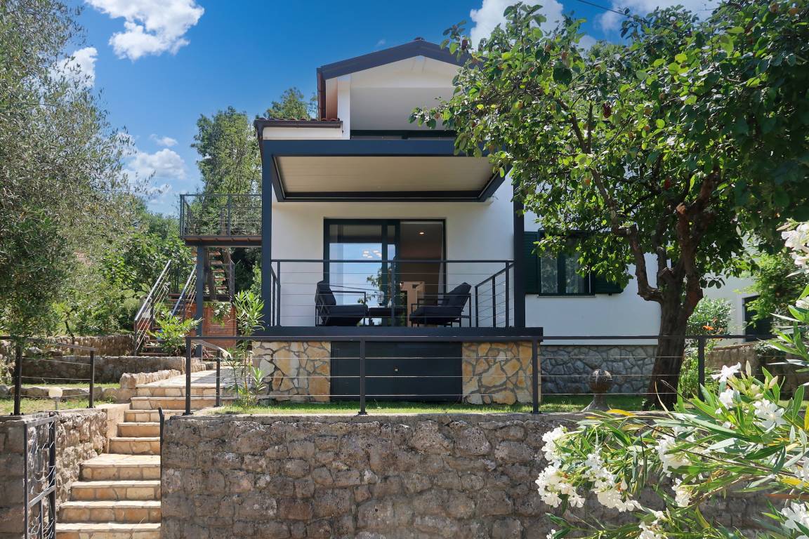 52 M² Ferienhaus ∙ 2 Schlafzimmer ∙ 6 Gäste - Jadranovo