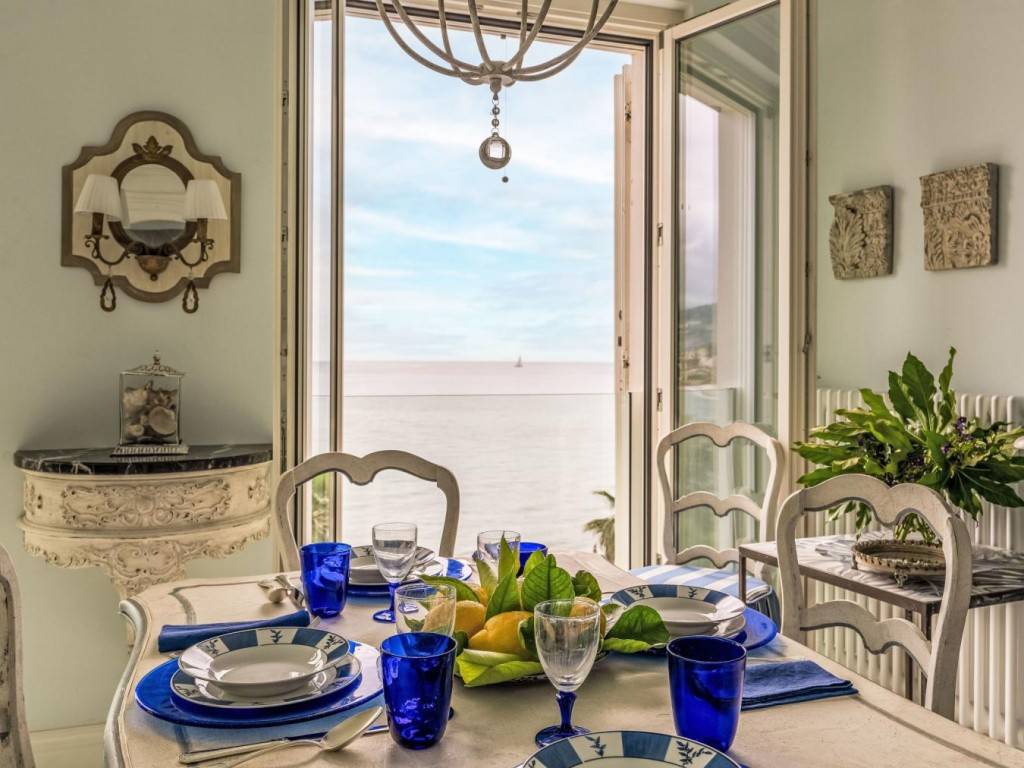 100 M² House ∙ 2 Bedrooms ∙ 4 Guests - Sanremo