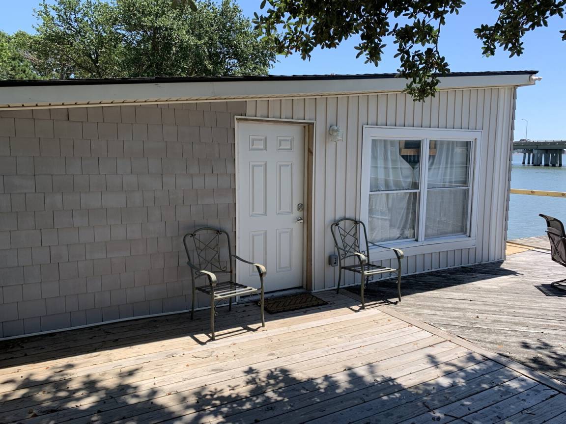74 M² House ∙ 1 Bedroom ∙ 4 Guests - Hampton, VA
