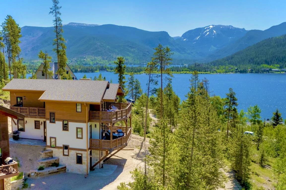 269 M² Cabin ∙ 4 Bedrooms ∙ 9 Guests - Grand Lake, CO
