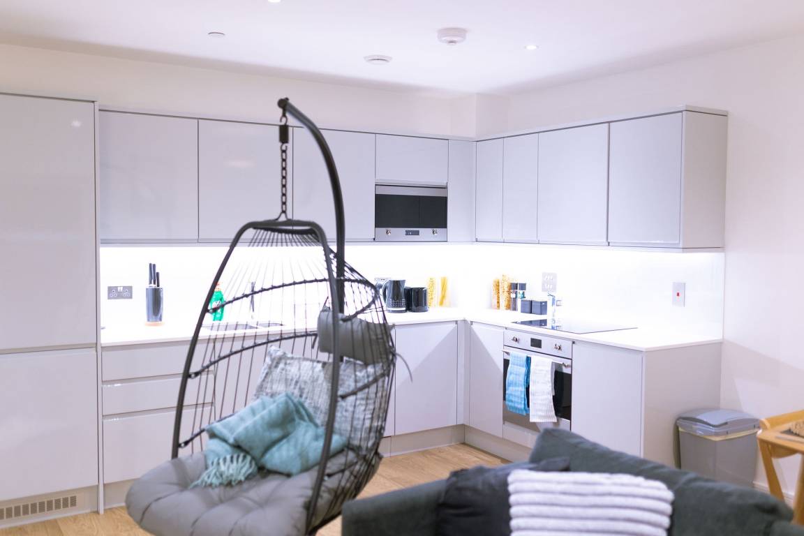 75 M² Apartment ∙ 2 Bedrooms ∙ 4 Guests - Midlands Arts Centre