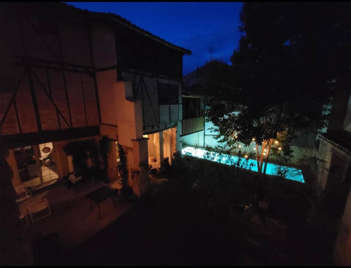 300 M² Casa ∙ 4 Habitaciones ∙ 8 Huéspedes - Candeleda