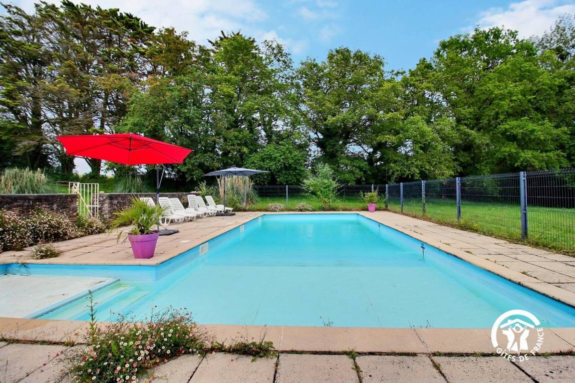 130 M² Gîte ∙ 4 Chambres ∙ 10 Personnes - Baud