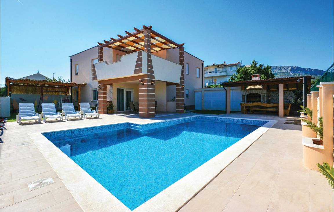 100 M² Ferienwohnung ∙ 3 Schlafzimmer ∙ 7 Gäste - Split