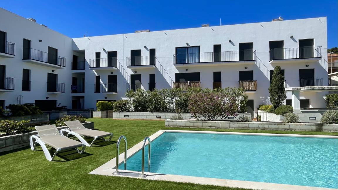 70 M² Apartment ∙ 2 Bedrooms ∙ 5 Guests - Peratallada