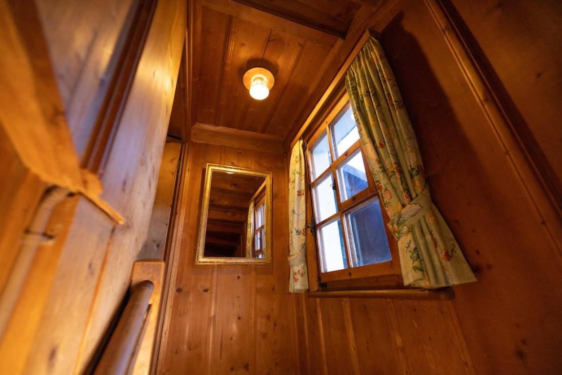 190 M² Ferienhaus ∙ 5 Schlafzimmer ∙ 10 Gäste - Langwies