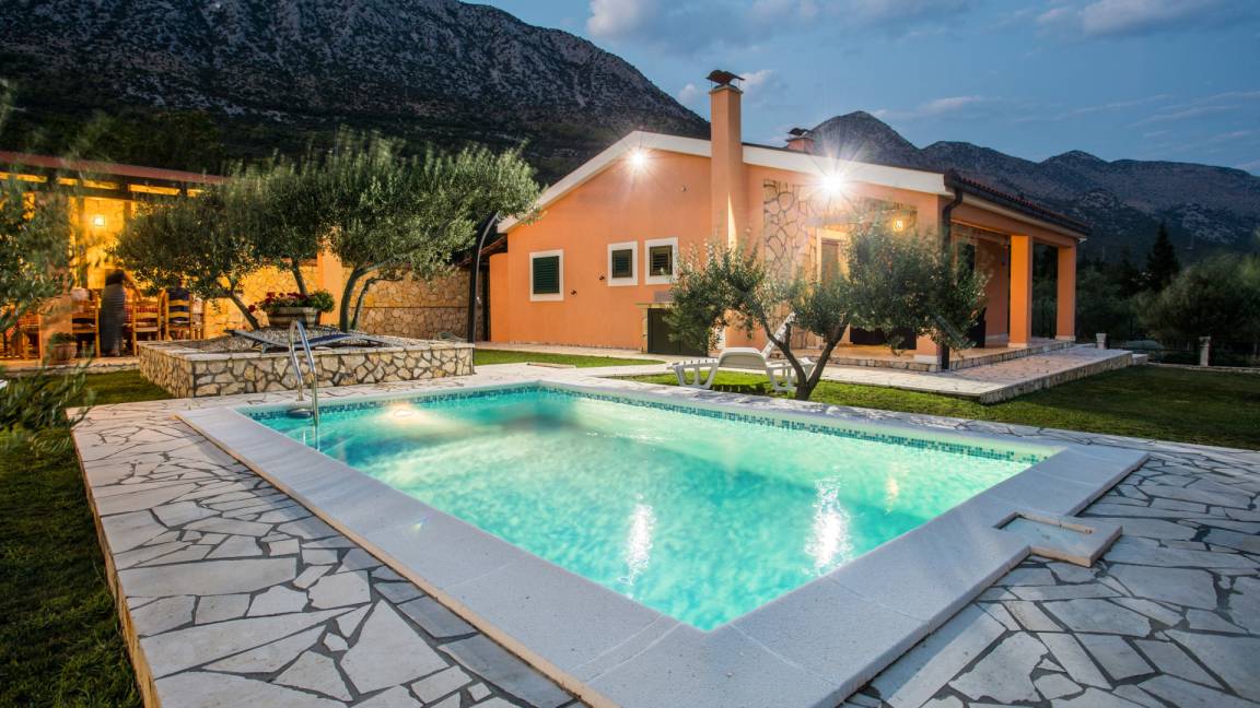 65 M² Villa ∙ 2 Slaapkamers ∙ 4 Gasten - Duba