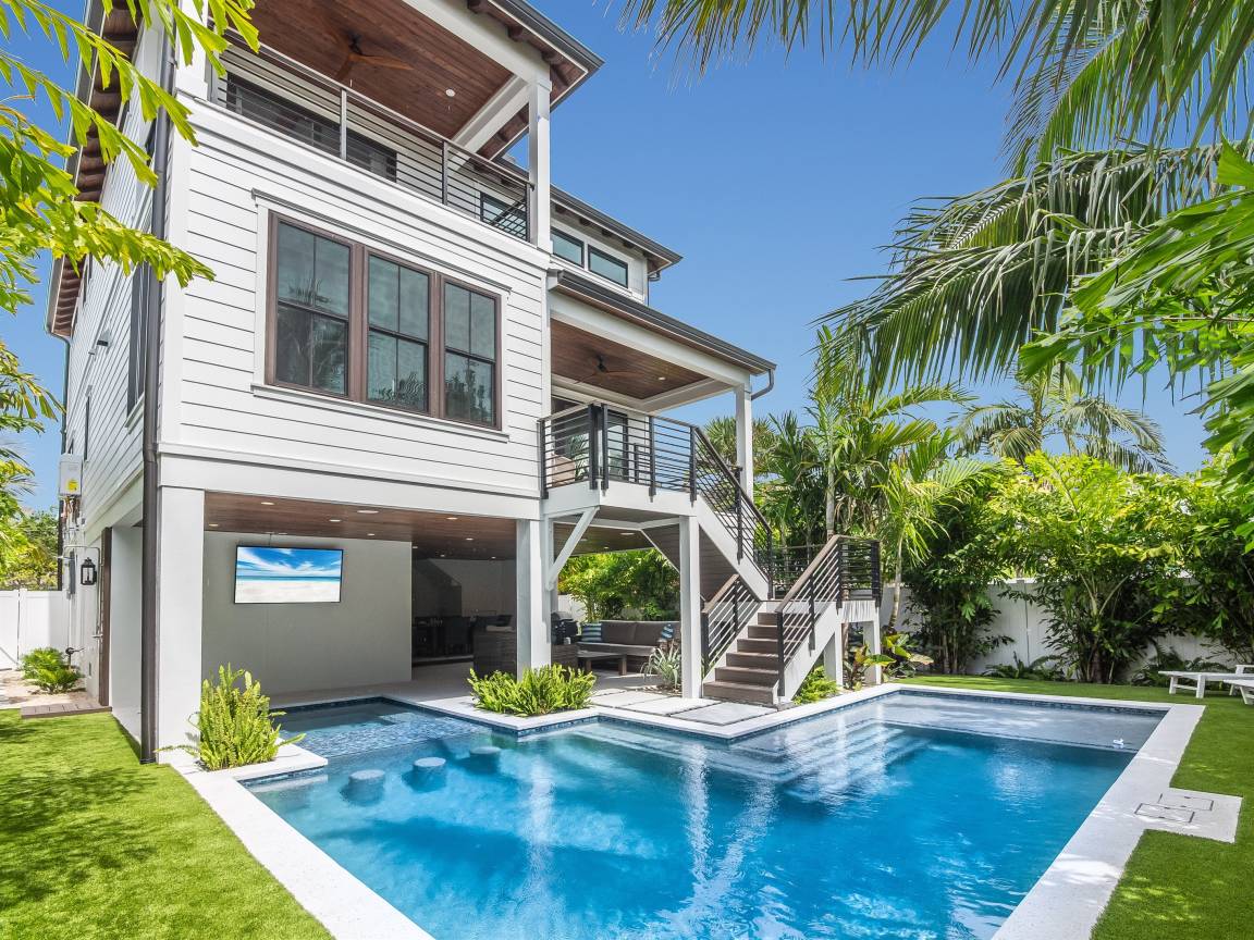 197 M² House ∙ 4 Bedrooms ∙ 8 Guests - Anna Maria, FL