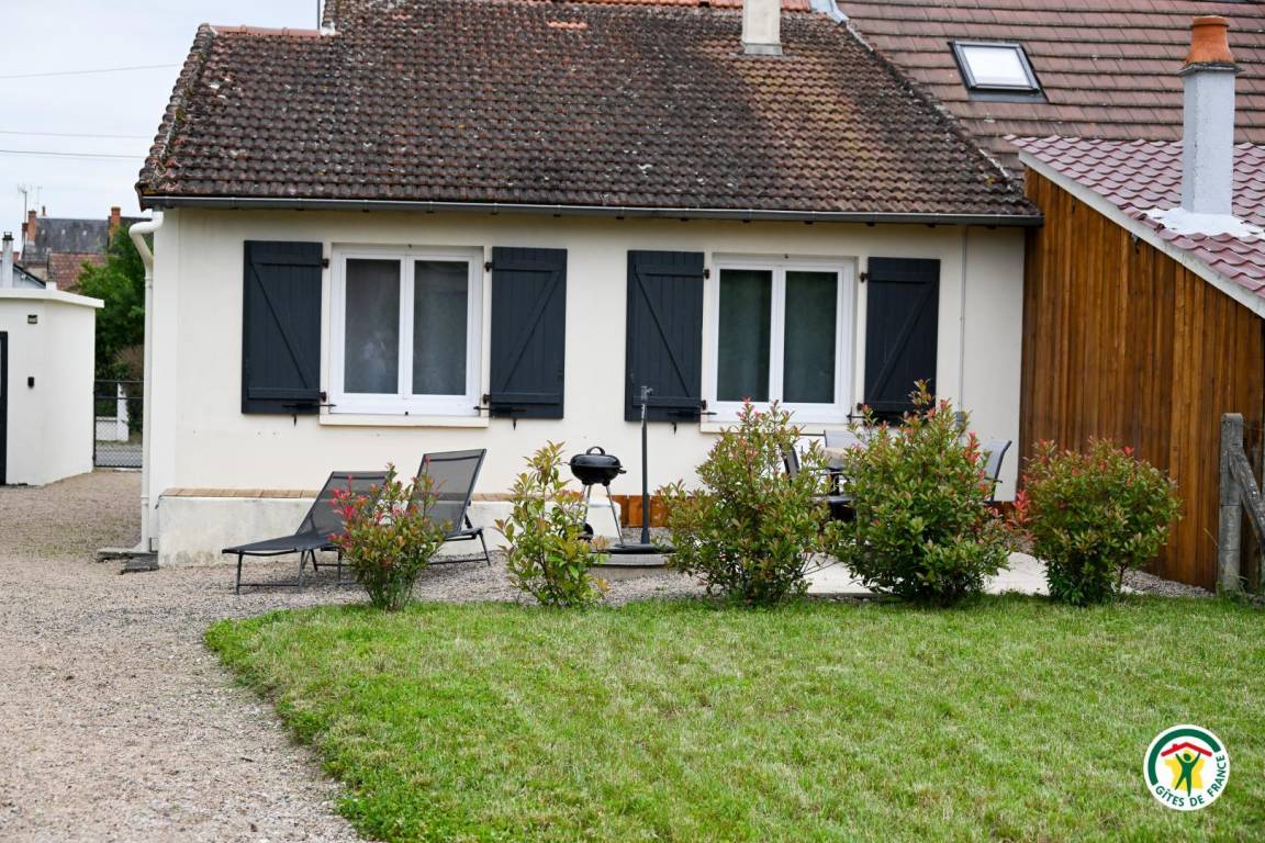 60 M² Gîte ∙ 2 Schlafzimmer ∙ 4 Gäste - Allier