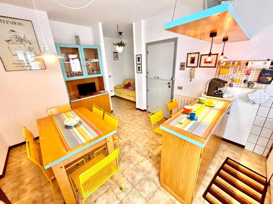 Ferienwohnung ∙ 1 Schlafzimmer ∙ 4 Gäste - Numana
