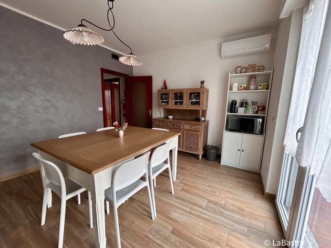 160 M² Huis ∙ 2 Slaapkamers ∙ 6 Gasten - Ivrea