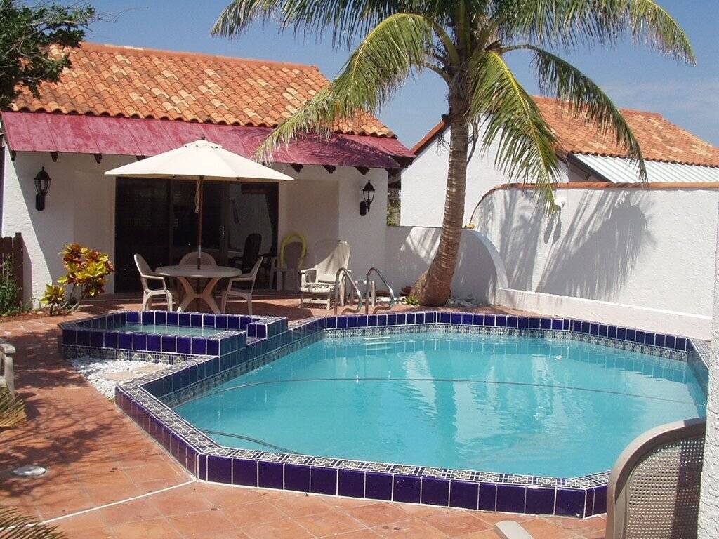 372 M² Hus ∙ 5 Sovrum ∙ 12 Gäster - Sebastian, FL