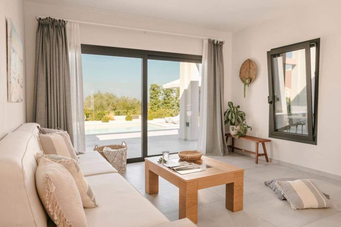 85 M² Villa ∙ 2 Bedrooms ∙ 5 Guests - Asos