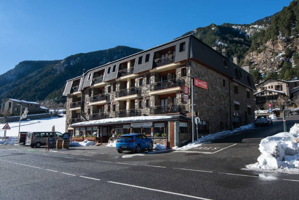 52 M² Apartamento ∙ 2 Habitaciones ∙ 6 Huéspedes - Andorra la Vieja