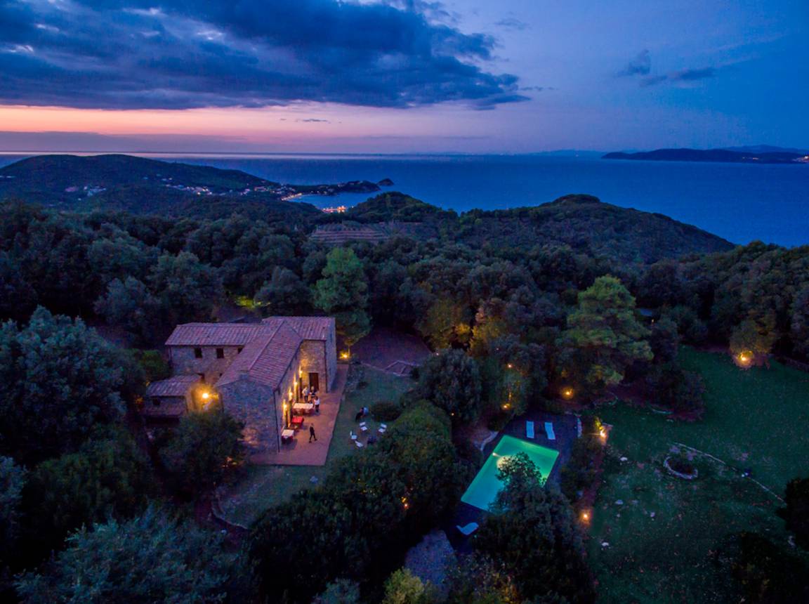 500 M² Villa ∙ 6 Slaapkamers ∙ 12 Gasten - Piombino
