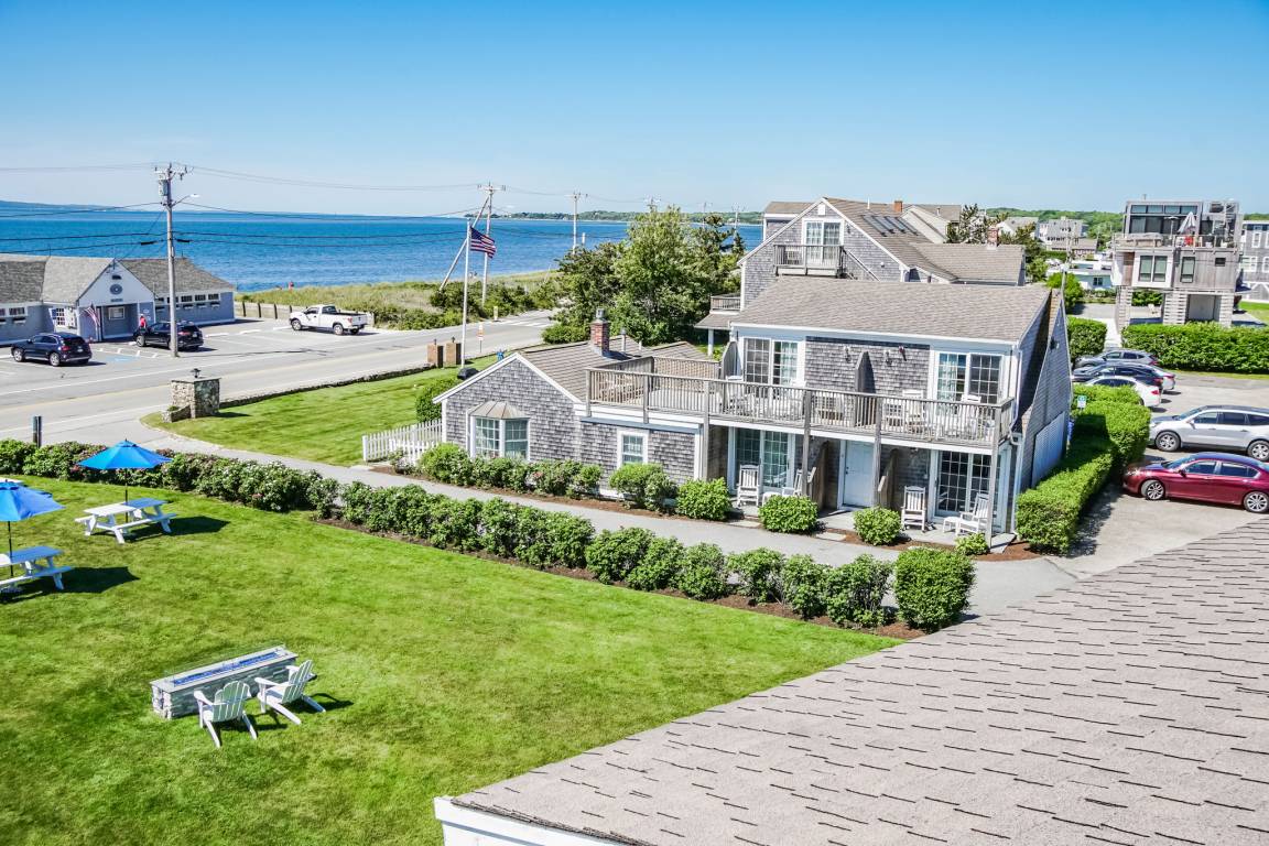 Condo ∙ 1 Bedroom ∙ 4 Guests - Falmouth, MA