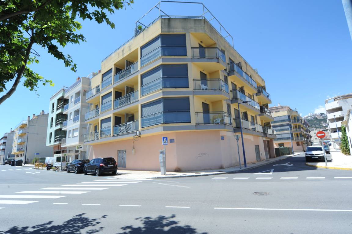 75 M² Apartamento ∙ 2 Habitaciones ∙ 6 Huéspedes - Benicarló