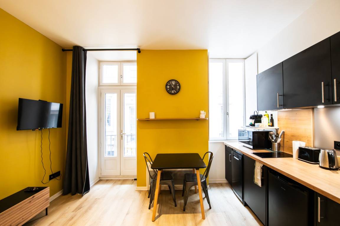 30 M² Apartment ∙ 1 Bedroom ∙ 2 Guests - Lyon