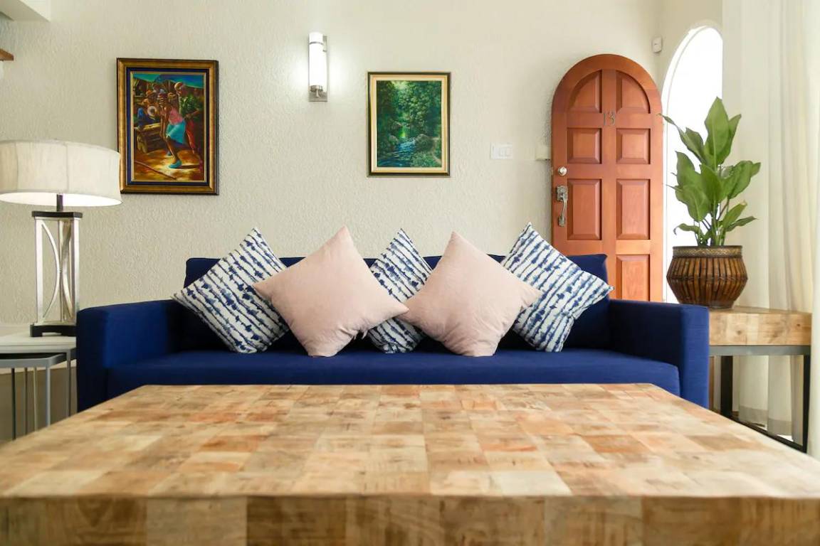 75 M² Huis ∙ 2 Slaapkamers ∙ 5 Gasten - Kingston