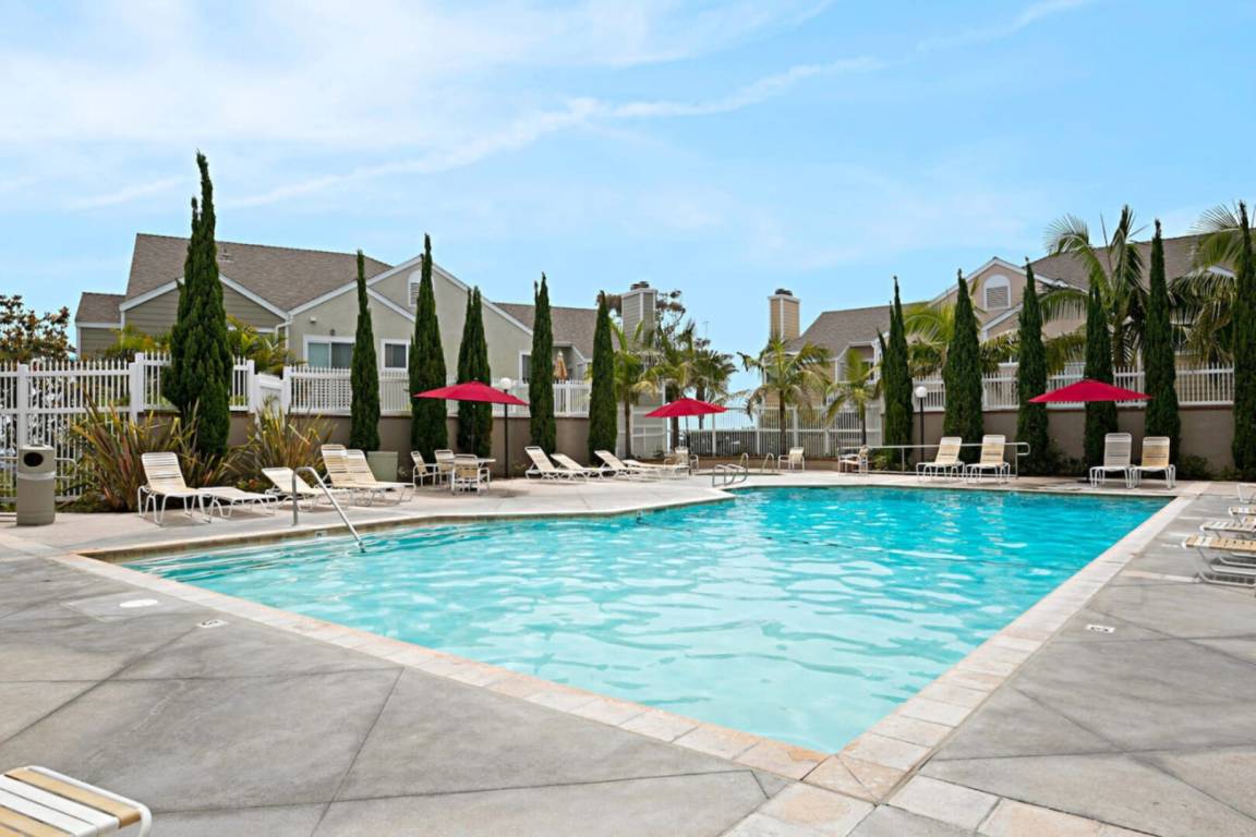 95 M² Apartment ∙ 2 Bedrooms ∙ 6 Guests - Laguna Beach, CA