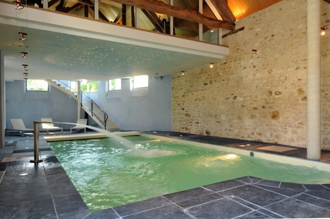 220 M² Gîte ∙ 6 Chambres ∙ 12 Personnes - Marne