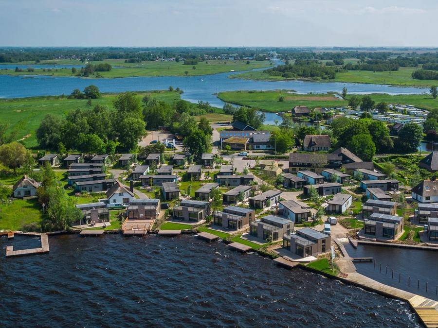 Lodge ∙ 2 Bedrooms ∙ 5 Guests - Giethoorn