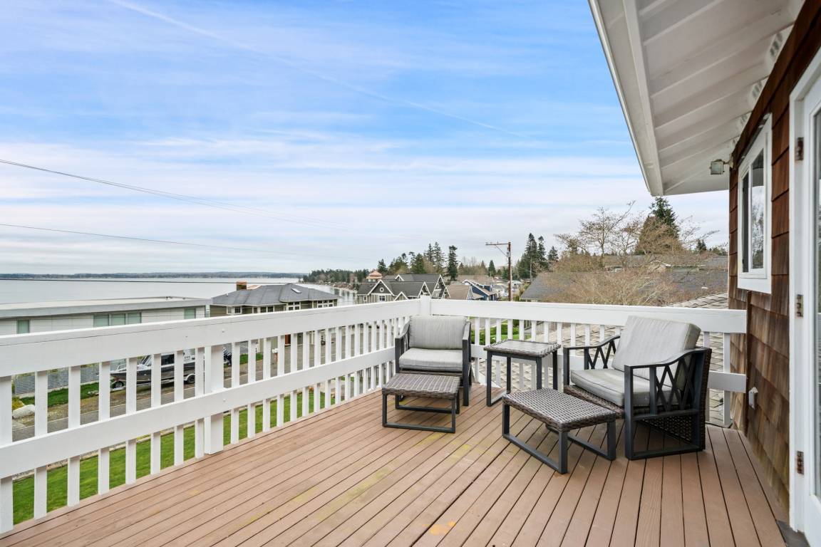 242 M² House ∙ 4 Bedrooms ∙ 11 Guests - Birch Bay, WA