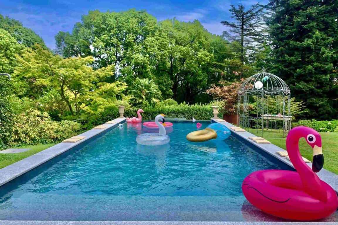 400 M² Villa ∙ 6 Chambres ∙ 12 Personnes - Mergozzo