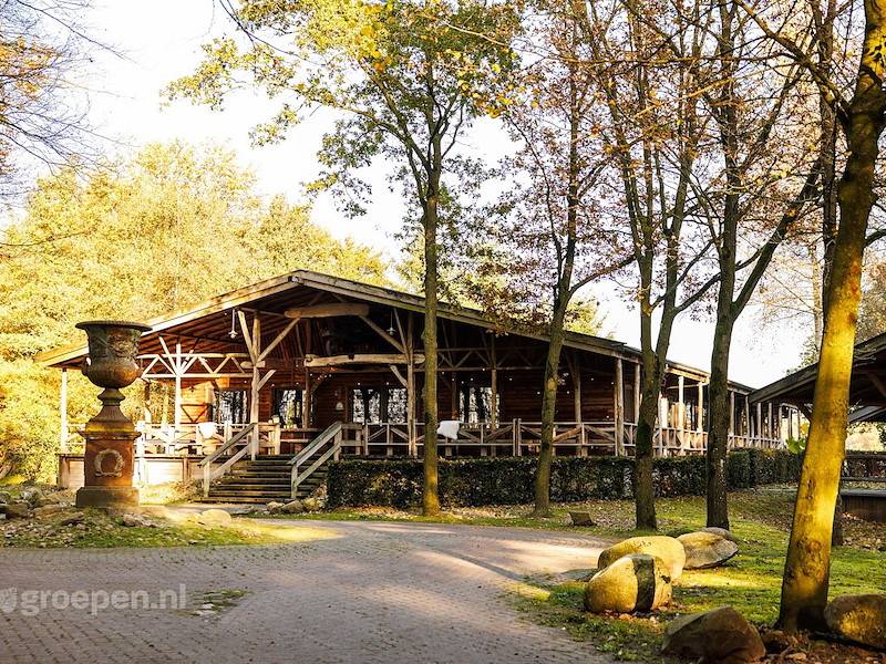 Huis ∙ 9 Slaapkamers ∙ 72 Gasten - Drenthe