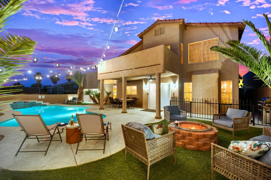 200 M² Casa ∙ 4 Habitaciones ∙ 8 Huéspedes - Lake Las Vegas, NV