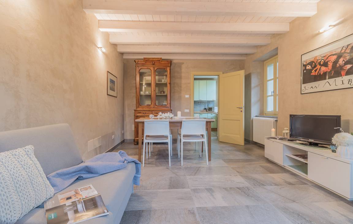 75 M² Appartement ∙ 1 Chambre ∙ 4 Personnes - Varenna