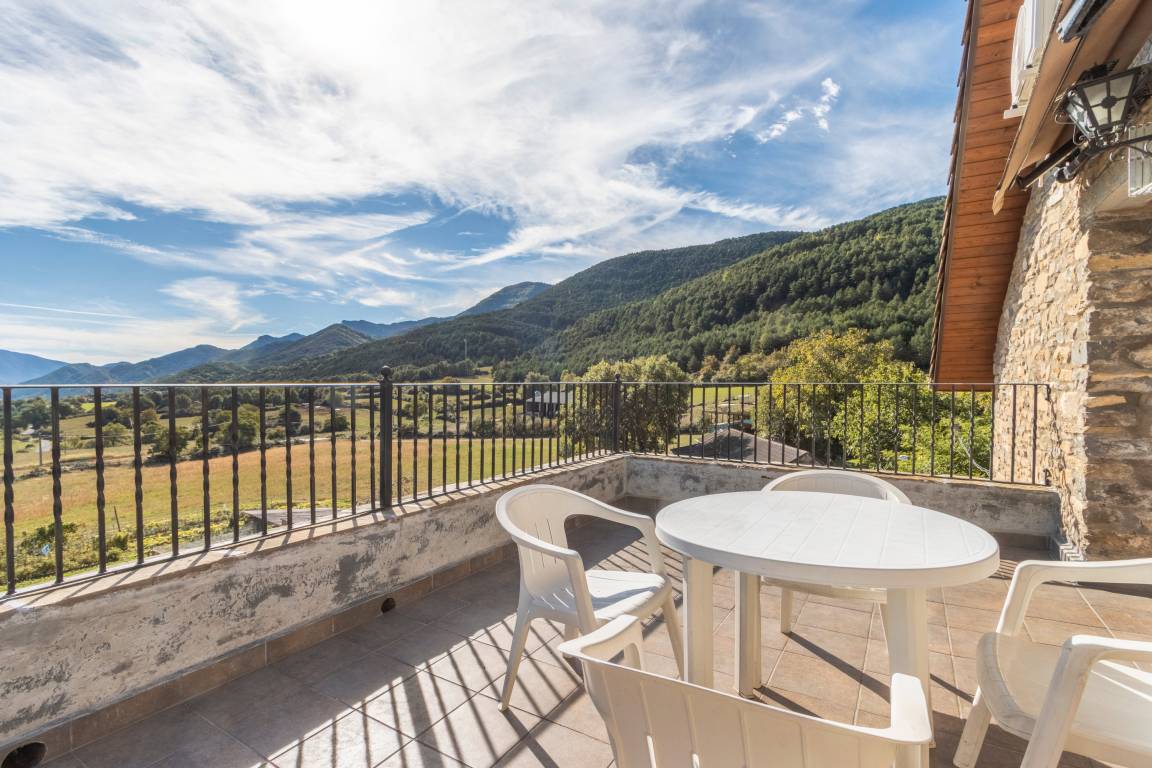 60 M² House ∙ 2 Bedrooms ∙ 4 Guests - Fiscal