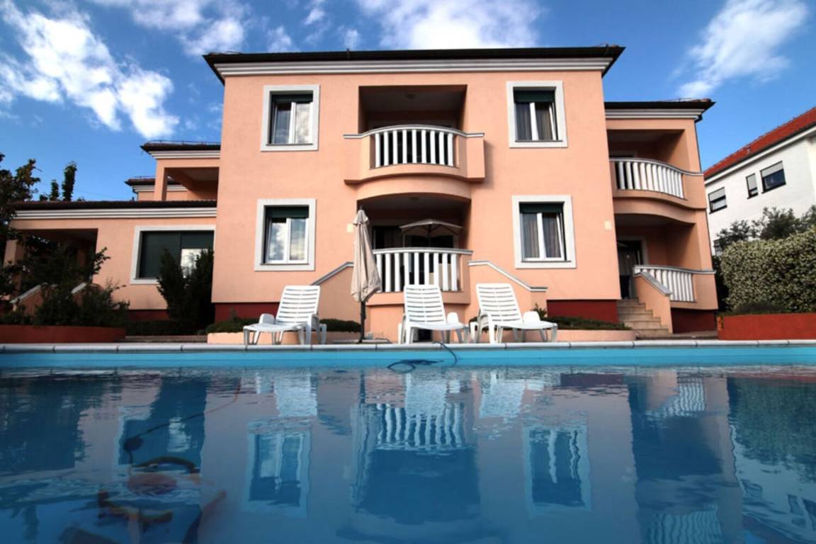 Apartment ∙ 2 Bedrooms ∙ 4 Guests - Zadar