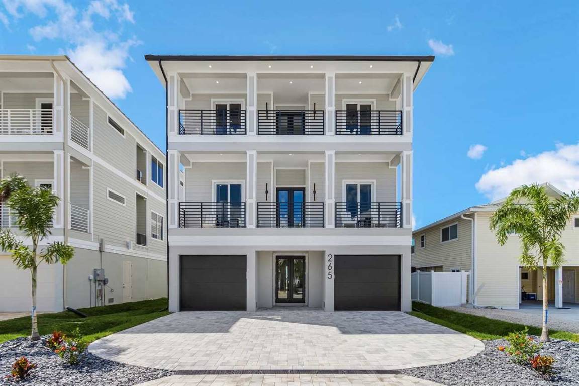 321 M² House ∙ 6 Bedrooms ∙ 14 Guests - Fort Myers Beach, FL